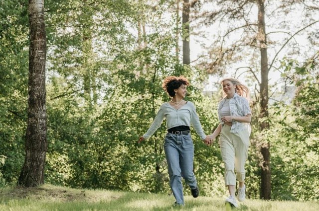 Conoce los Signos del Zodíaco que Piden Perdón en Lugar de Permiso